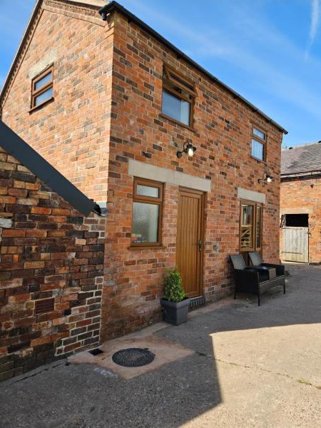 The Woottons Barn With Hot Tub - Uttoxeter