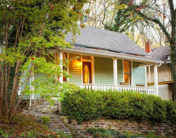 Cricket Cottage - Eureka Springs, AR