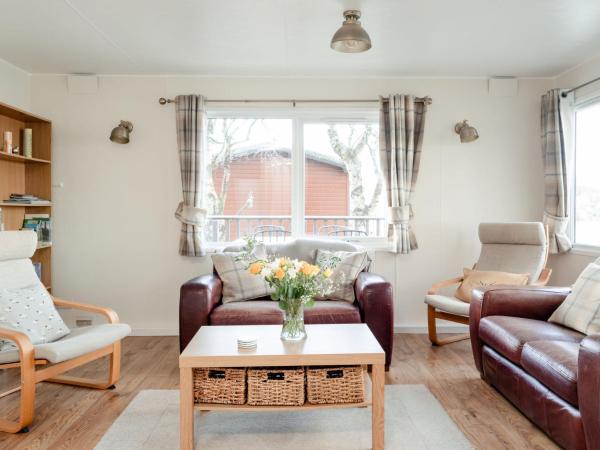 Chalet Woodpecker Lodge By Interhome - Aberdeenshire