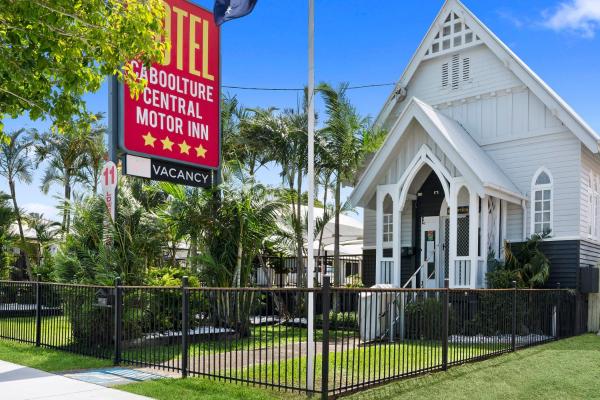 Caboolture Central Motor Inn, Sure Stay Collection By Bw - Brisbane