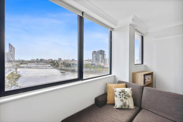 Charming 1-bed Unit In An Unbeatable Location - Spring Hill