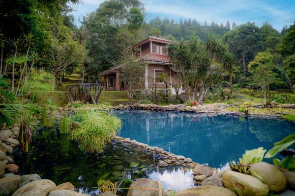 Villa Lingga Puncak - Cisarua