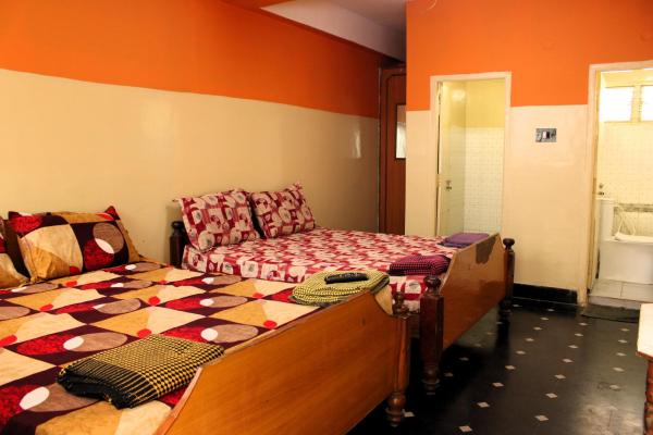 I-roomz Surya Deluxe Lodge - Chikkaballapur