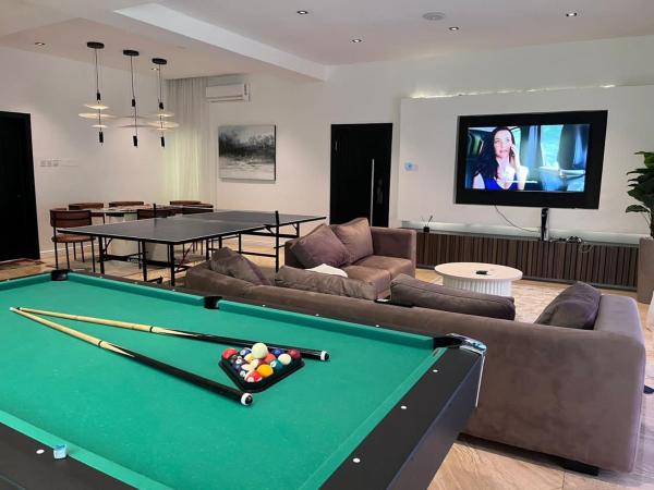 Premium 3 Bedroom Apartment Ikoyi - Lagos