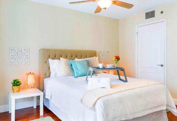 Luxury 2 Bedroom Apartment At Brickell With Pool - Coral Gables, FL