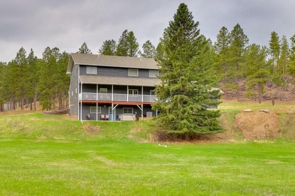 Mickelson Trail Access! Black Hills Group Lodge - Hill City, SD