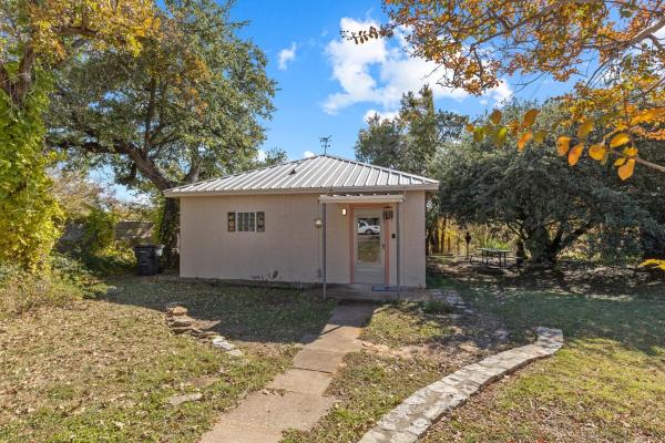 Villa 101, Scenic River View From Patio - Fossil Rim Wildlife Center