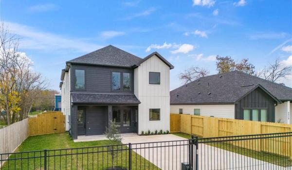 Elegant Plush Properties - Houston, TX