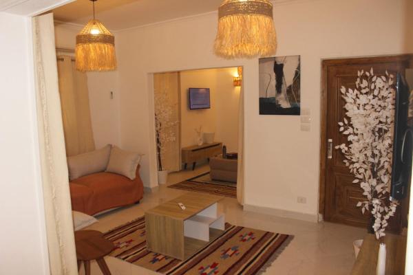 The Happy Home - Giza