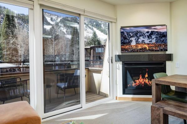 3br Aspen Townhouse - Walk Everywhere - Aspen, CO