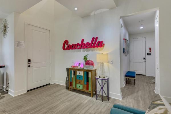New Listing-deals-poker, Arcades, Pool Table, Fun - Indio, CA