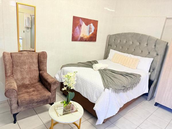 Whizzy Lifestyle Lodge - Emalahleni