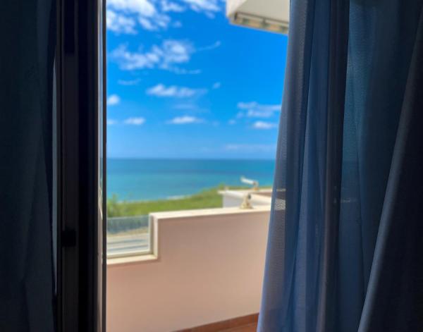 La Perla Bianca Apartment - Near Train Station And Best Beaches With Amazing Sunsets - Aprilia