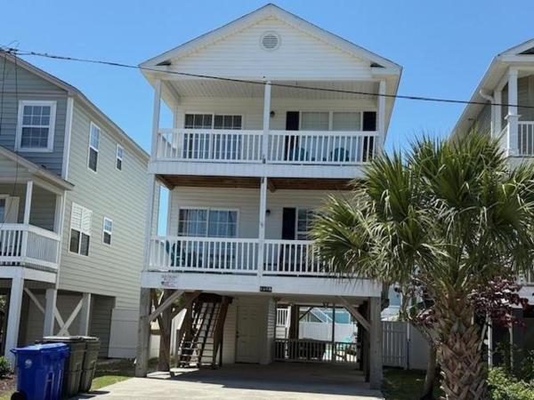 Cooper's Lighthouse Home - Surfside Beach, SC