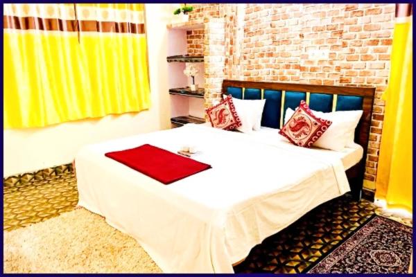 Hotel Gateway Premium Near Dakhineswara Kali Temple And Bus Stand - A Premium Hotel In Bhadrak - Bhadrak