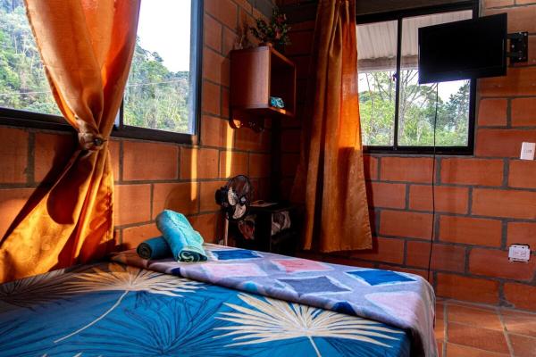 Habitación Para 2 Con Acceso Al Rio Y Baño Privado San Rafael Antioquia - San Carlos, Colombia