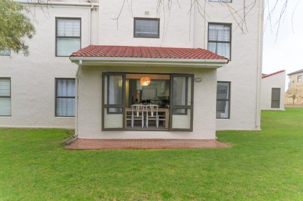 Charming Self-catering Apartment - Somerset West