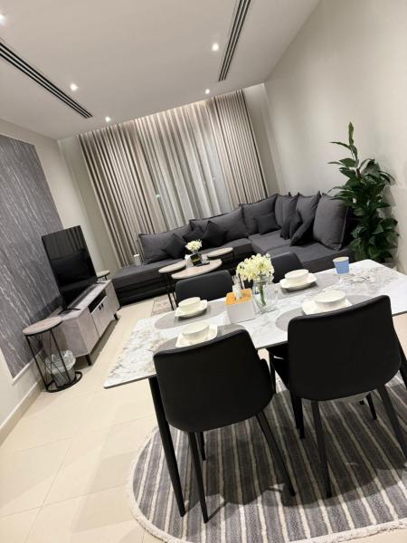 شقة أنيقة غرفتين نوم - كمباوند - Dammam