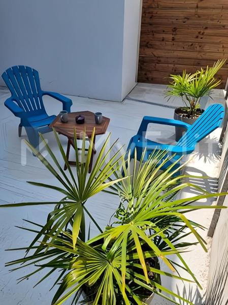 Appartement Spacieux Avec Terrasse, Saint-malo, Dinard, Dinan Et Dol - Combourg
