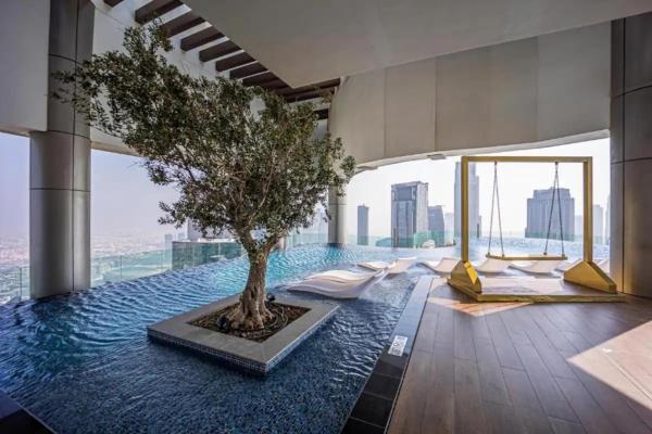 Luxury 49th & 59th Floor 2br Apartments With Sea And Burj Views Plus Access To The Infinity Pool On 64th Floor - Dubai