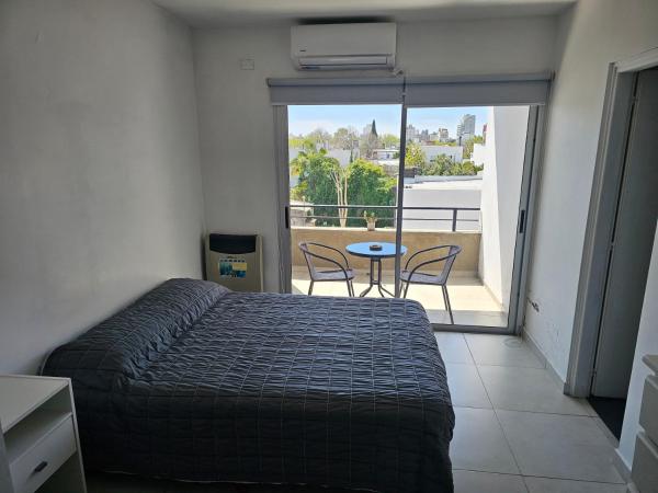 Monoambiente Con Cochera Cubierta A 300m Del Hospital Español Y 15 Cuadras Del Estadio ÚNico - La Plata, Argentina