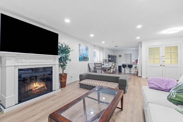 Newly Renovated Entire 4br House And Big Backyard - Mira Mesa - San Diego