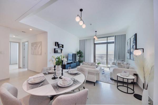 Brand New And Stylish 2br With Stunning Views - Creek Palace - Dubai Airport (DXB)