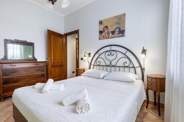 Appartamento Con Giardino A 5 Minuti Dal Centro Storico - Parcheggio Privato E Gratuito, Wi-fi & Ac - Alba