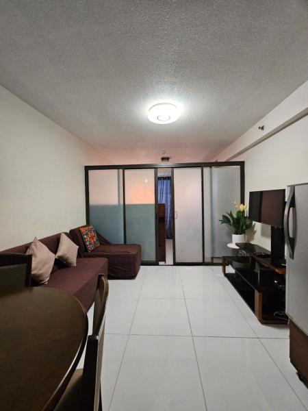 One Oasis Condominium Ecoland 1bedroom Near Entrance - Davao City