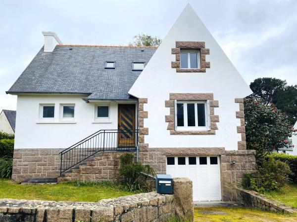 Maison Avec Wifi, Jardin à 320m De La Plage à Tregastel - Réf 183 - Trégastel