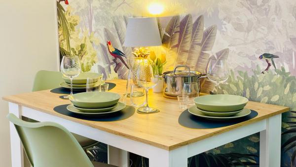 Fewozauber - Dom Oase, Zentrum, Terrasse, Business, Familie, Haustiere - Schwerin
