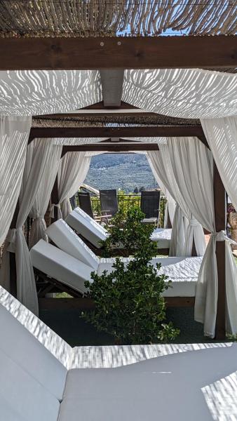 La Cañota King Room Adults Only, Bedroom And Ensuite Bathroom, Wifi, Swimming Pool - Lanjarón