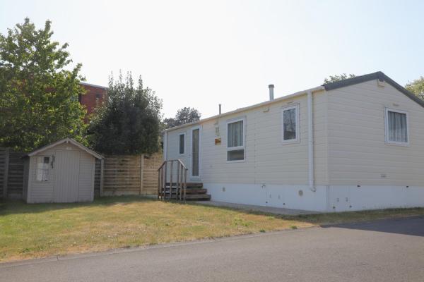 Cozy Caravan On Small Campsite Near Woods & Sea - Ostende