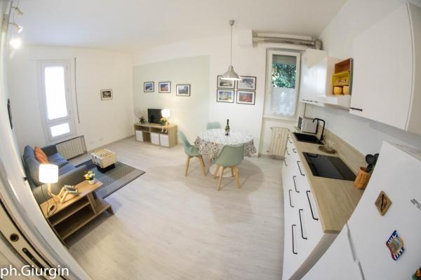 Lake Haven Just Steps From Lake Como, A Charming Newly-renovated Suite - Lecco