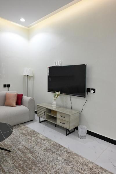 #125 Wonderful Rooms & Lounge In Al Mourj - Riad