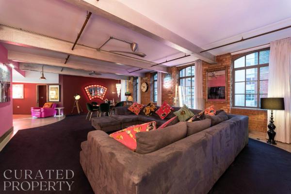 Amazingly Luxurious Loft Apartment, Soho - 3 Bedrooms, 2 Bath & Office - Londres