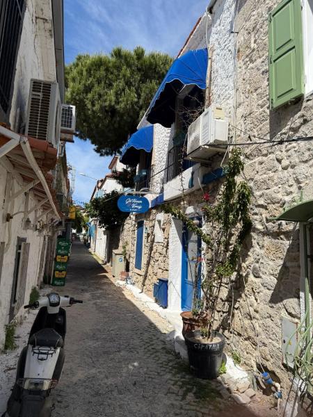 Gül Hanım Konağı - Alaçatı