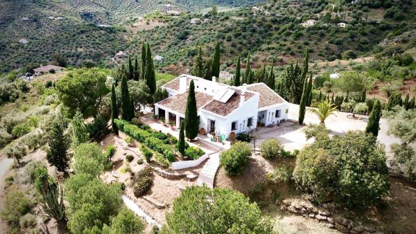 Romantische Finca Nahe Málaga, Kreativ Einzigartig - Comares