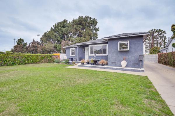 8 Mi To Dtwn Home With Fireplace And Games In La! - Los Angeles, CA