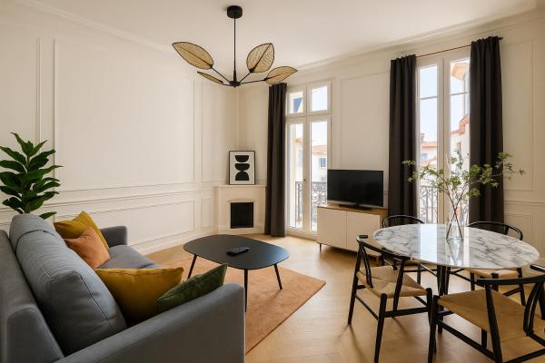 Newly Renovated Apartment With Balcony, Ac, Fiber Internet - Cap-d'Ail