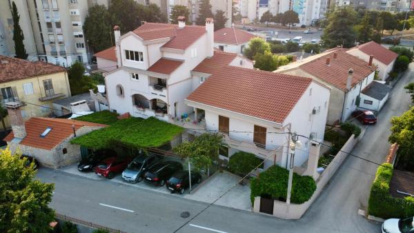 Apartments "M" Palace - Sukošan
