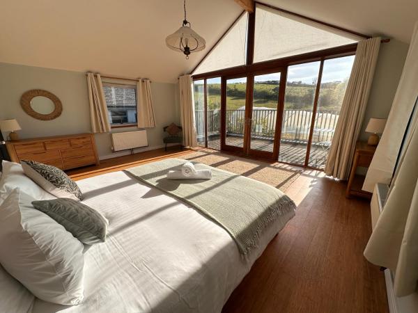 Little Tretheene - Porthcurno