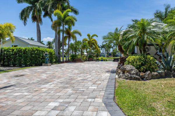 Riverbend Motorcoach Resort Lot 93 - Caraïbes