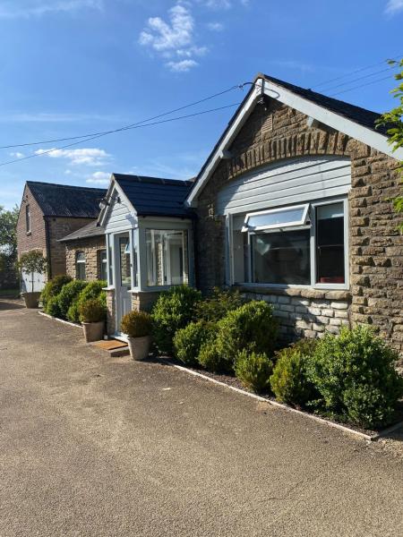 Old Farmhouse Cottage - Malmesbury