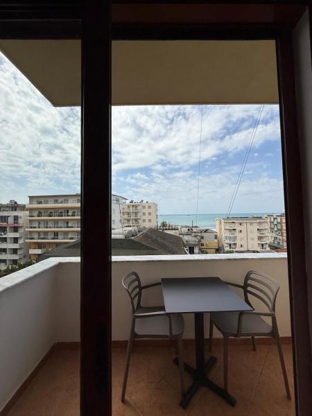 Sea-view Spacious Flat In Durazzo Beach - Durrës
