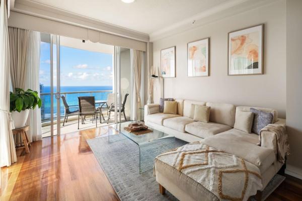 Zenith Shore - Resort Living Above Surfers Paradise - Surfers Paradise
