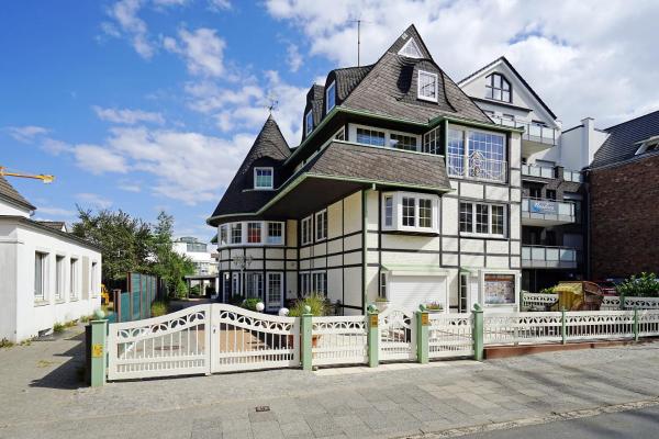 Hotel Appartement Landhaus Stutzi - Hotel Strandperle - Duhnen