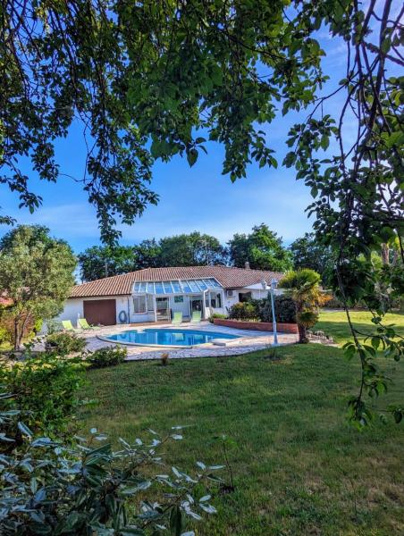 Magnifique Maison Avec Piscine, Idéalement Située - Sanguinet