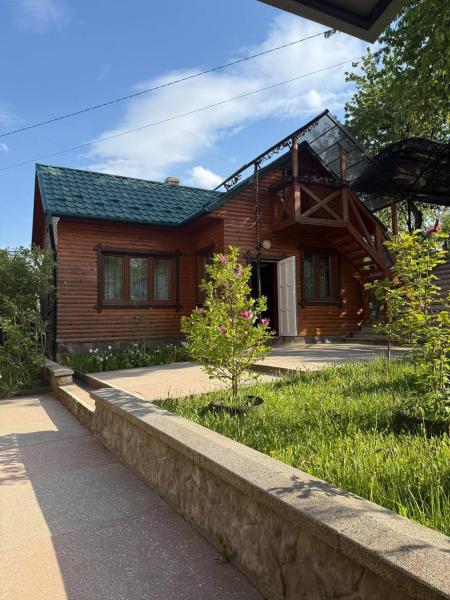 Будинки для відпочинку - Chernivtsi