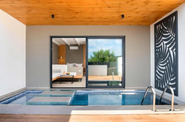 Canes Suites Private Pool - Agios Nikolaos